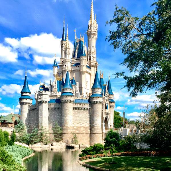 Los 5 parques temáticos que no te puedes perder (vayas con niños o no)